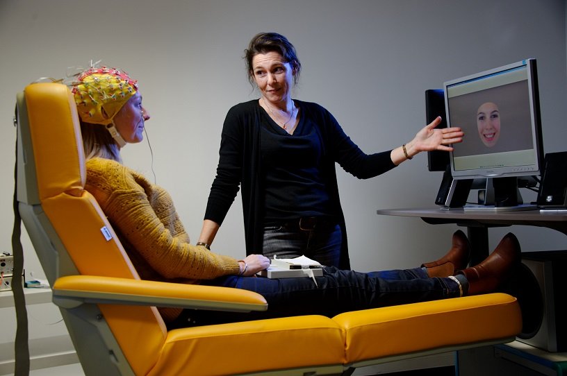 Le cerveau sous toutes les coutures · Inserm, La science pour la santé